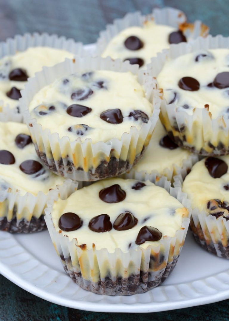 Mini Keto Chocolate Chip Cheesecakes - Maebells