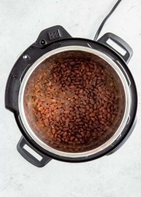 Instant Pot Refried Beans - Maebells