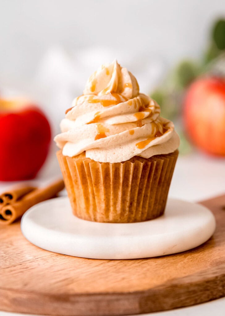 Apple Cinnamon Cupcakes - Maebells