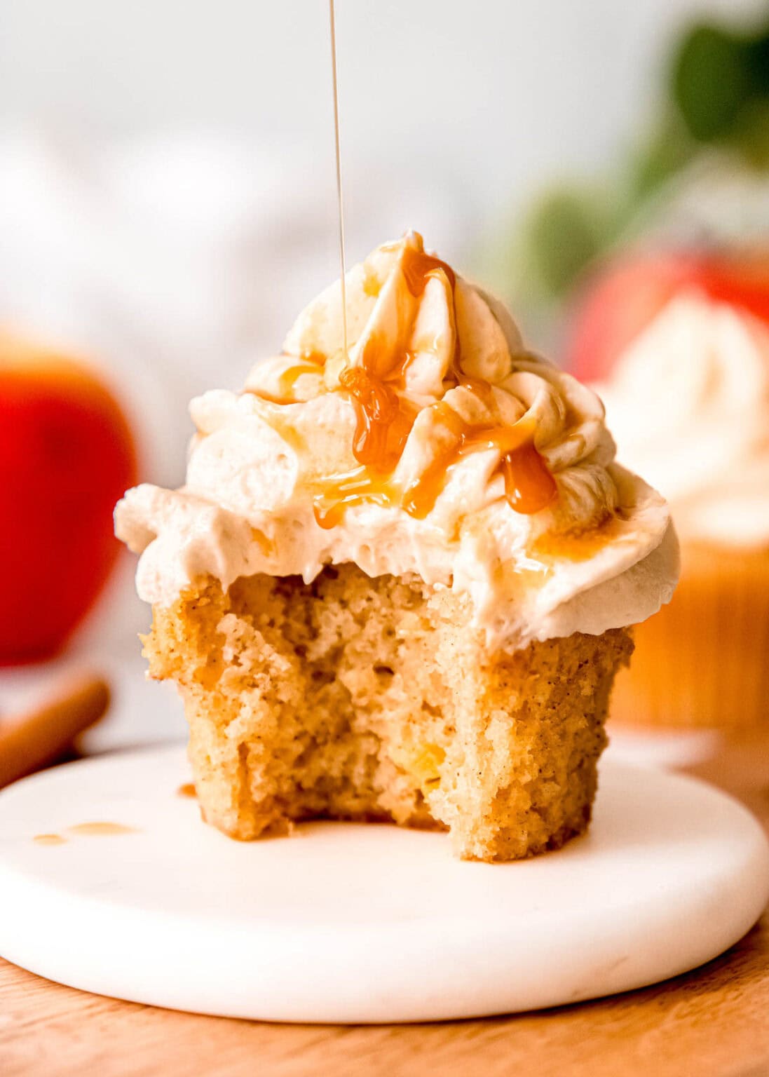 Apple Cinnamon Cupcakes - Maebells